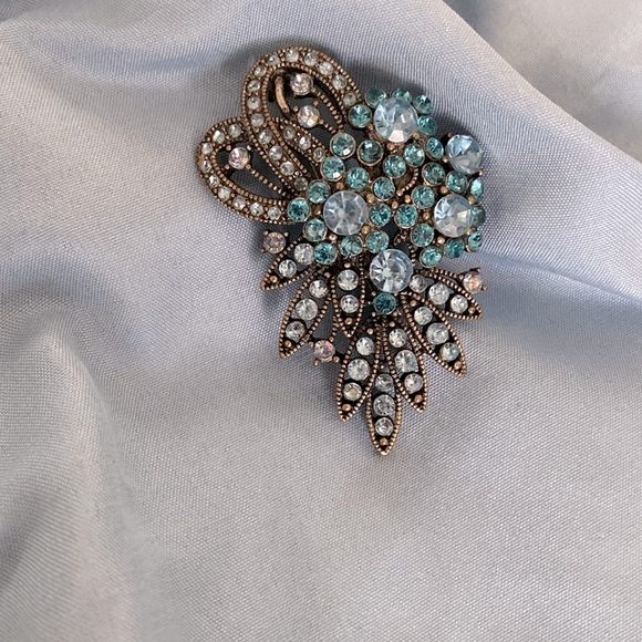 Jewelry | Vintage Blue Rhinestones Broochpendant | Poshmark